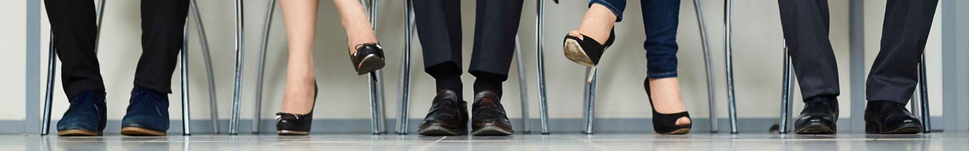 free-people-sitting-for-interview-header - Novaskill